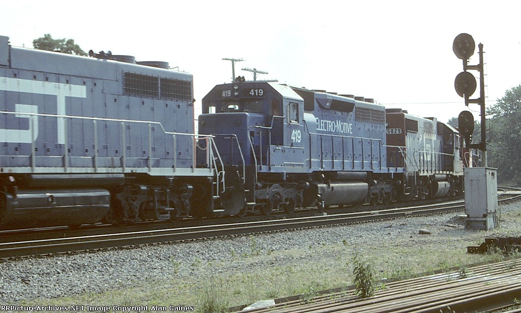 EMD SD40 419